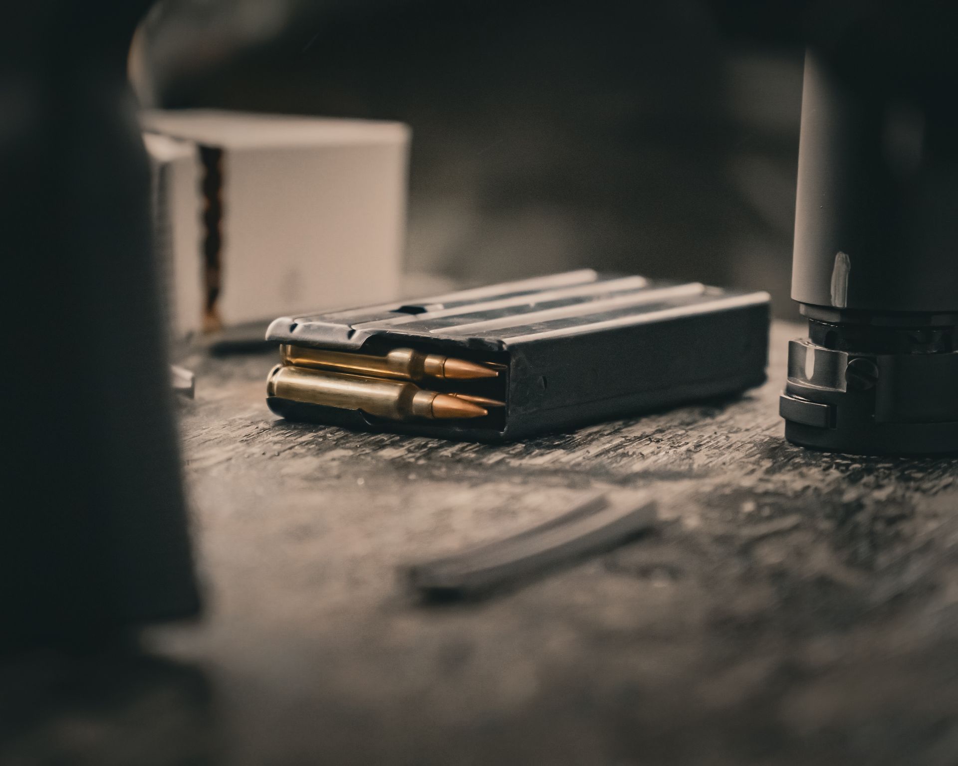 Figure Eleven Straight Pull AR15 – UK-Legal E² Chamber & Side-Charging